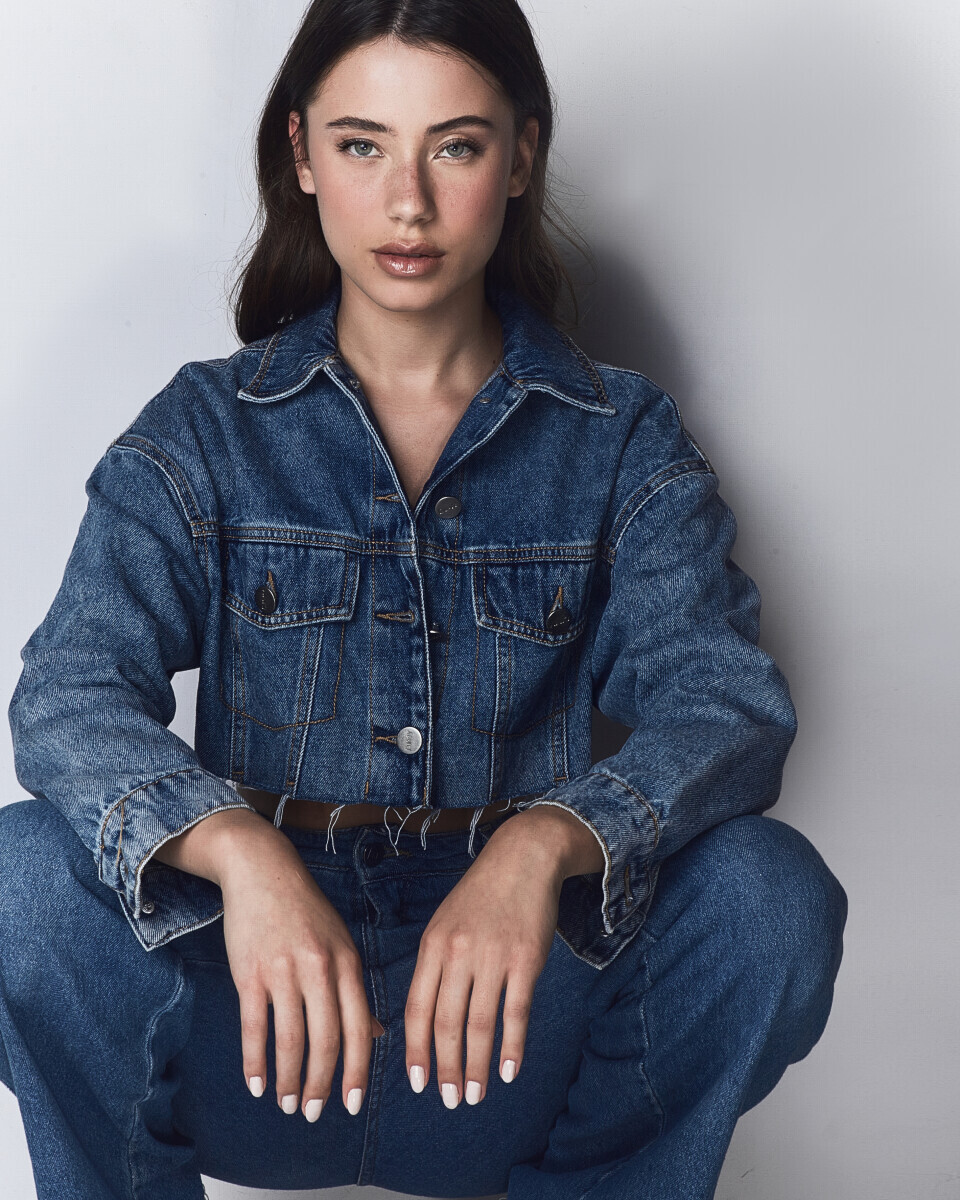 Julia Matias - Vitrine Mega Model