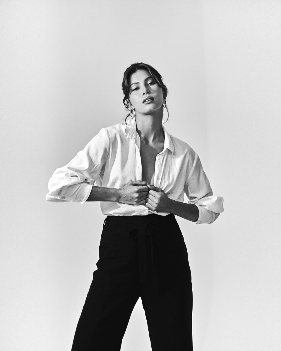 Eliza Teixeira - Vitrine Mega Model