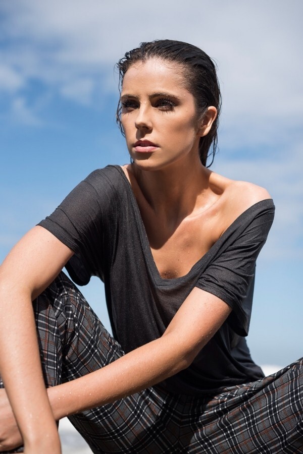 Débora Silva - Vitrine Mega Model