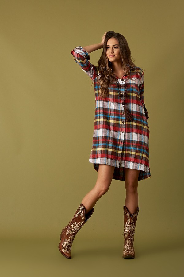 Carol Boian - Vitrine Mega Model