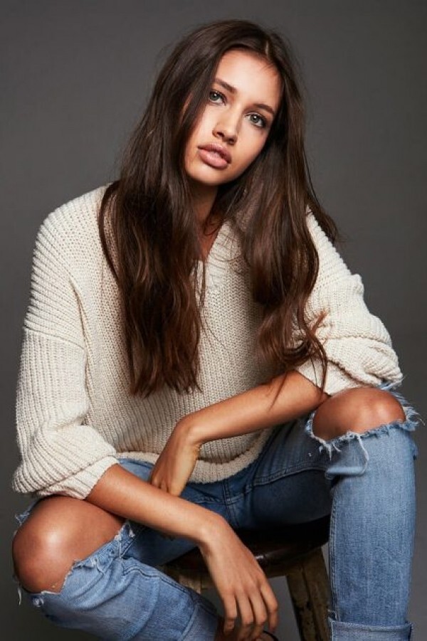 Maura Maurer - Mega Model Sul