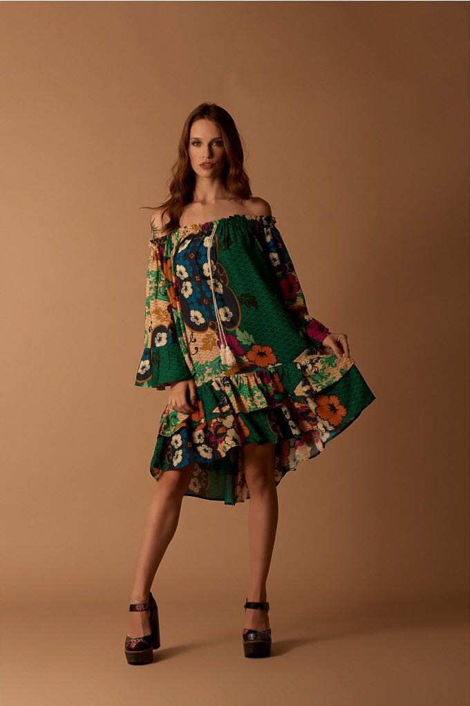 Gabriela Tiedt - Vitrine Mega Model